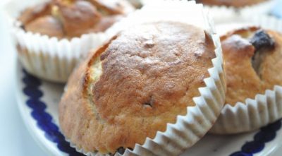 Bananmuffins med chokolade – lækker opskrift nogetiovnen.dk