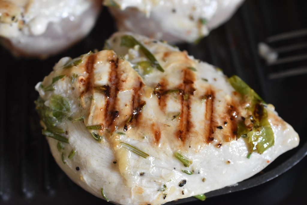 Kyllingefilet i ovn – kyllingebryst med bacon nogetiovnen.dk