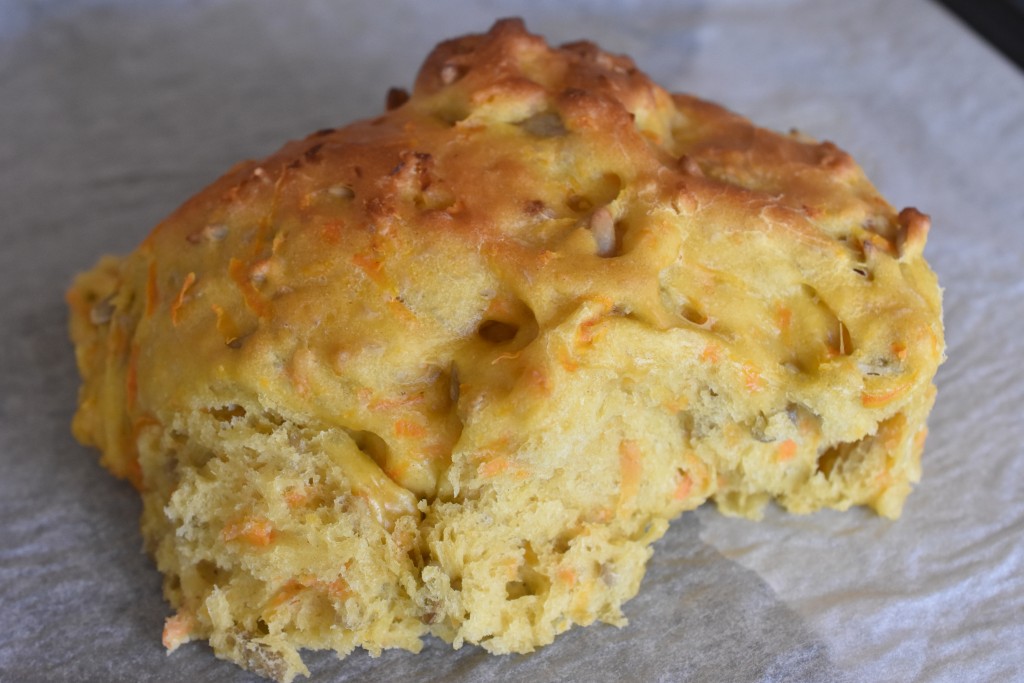 Gulerodsbrud – gulerodsboller – nem opskrift nogetiovnen.dk