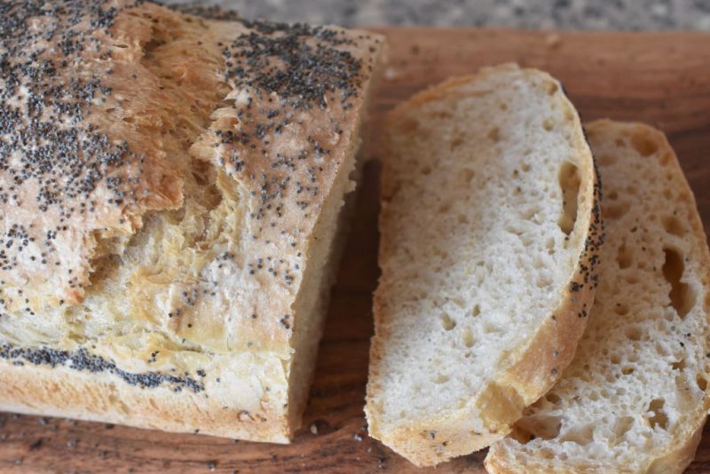 Groft franskbrød – opskrift på grov brød med rugmel