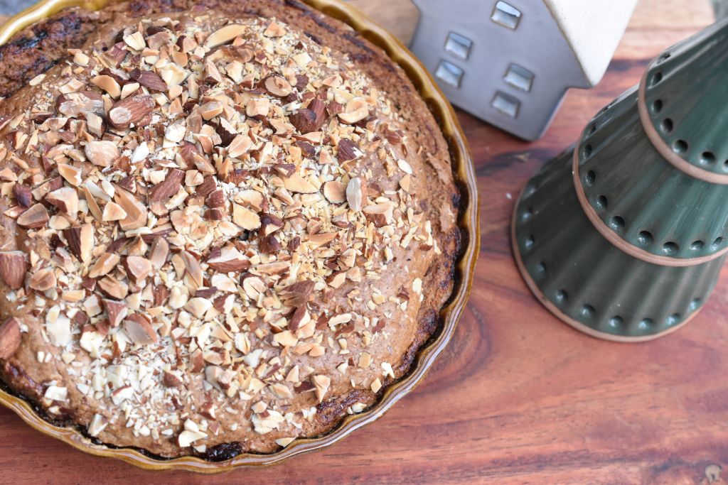 Julekage med marcipan – nem og lækker • nogetiovnen.dk