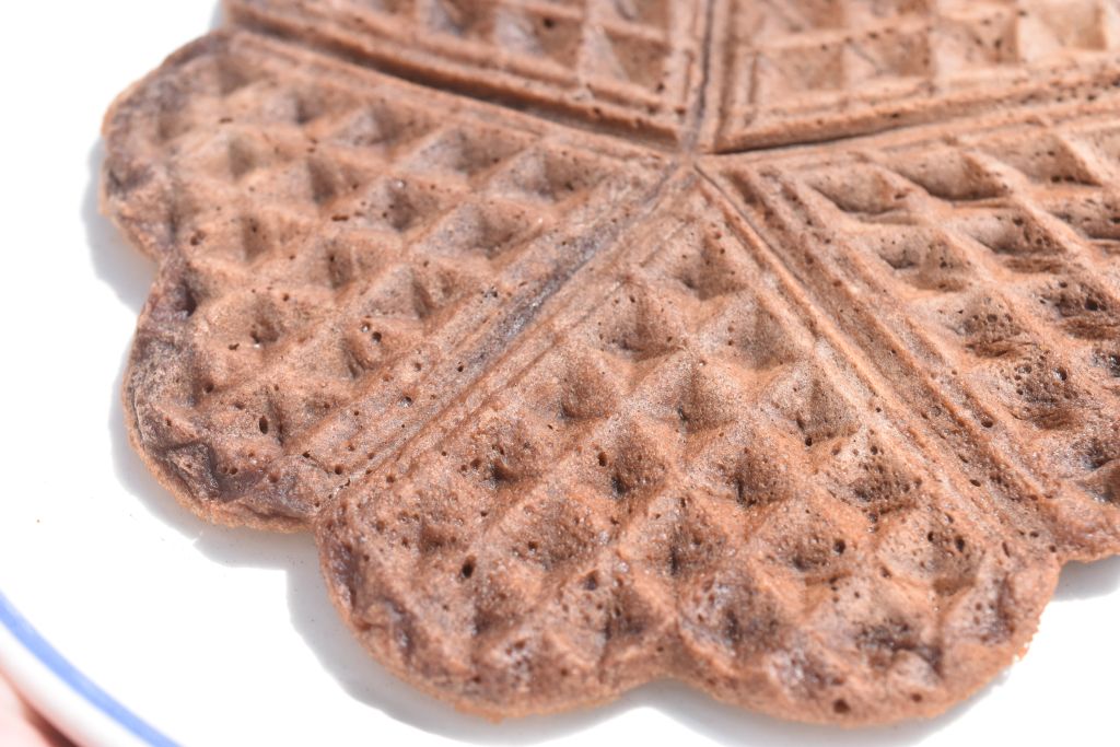 Kakao vafler – dessert vafler med kakaomælk • nogetiovnen.dk