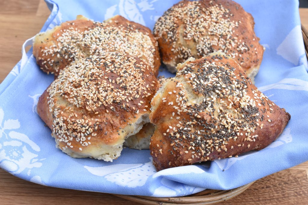 Skagenslapper – opskrift på nem æltefri dej • nogetiovnen.dk