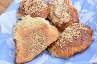 Skagenslapper – opskrift på nem æltefri dej • nogetiovnen.dk