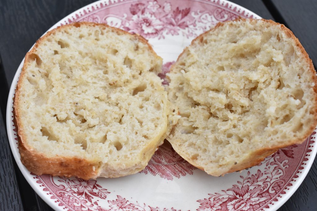 Skagenslapper – opskrift på nem æltefri dej • nogetiovnen.dk